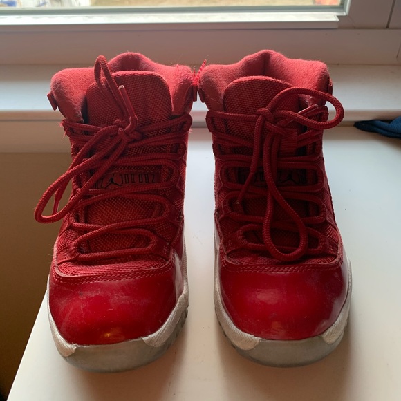 Jordan | Shoes | Air Jordan Retro 1s In Red | Poshmark